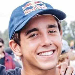 Alex Midler (Skateboarder) Age, Birthday, Birthplace, Bio, Facts ...